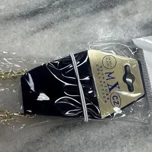 MX Signature Collection | Jewelry | Gold Necklace With Sparkling Flower ...